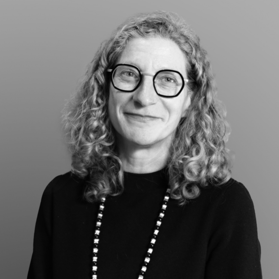 Alexandra Lutz - Pophouse